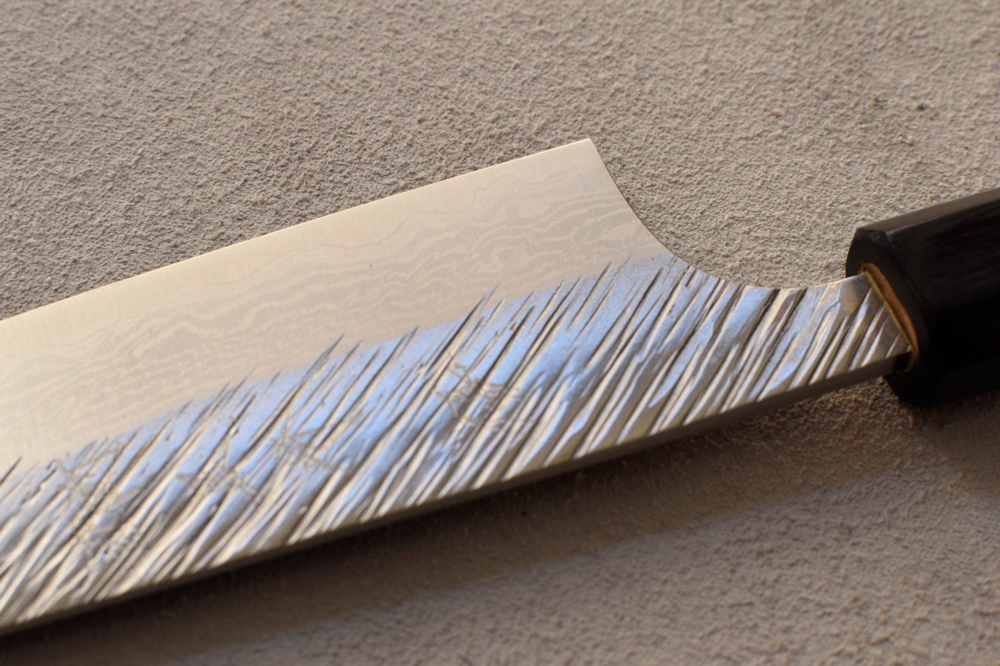 Yu Kurosaki Gyuto Fujin VG-10 210mm (8.3") – SharpEdge