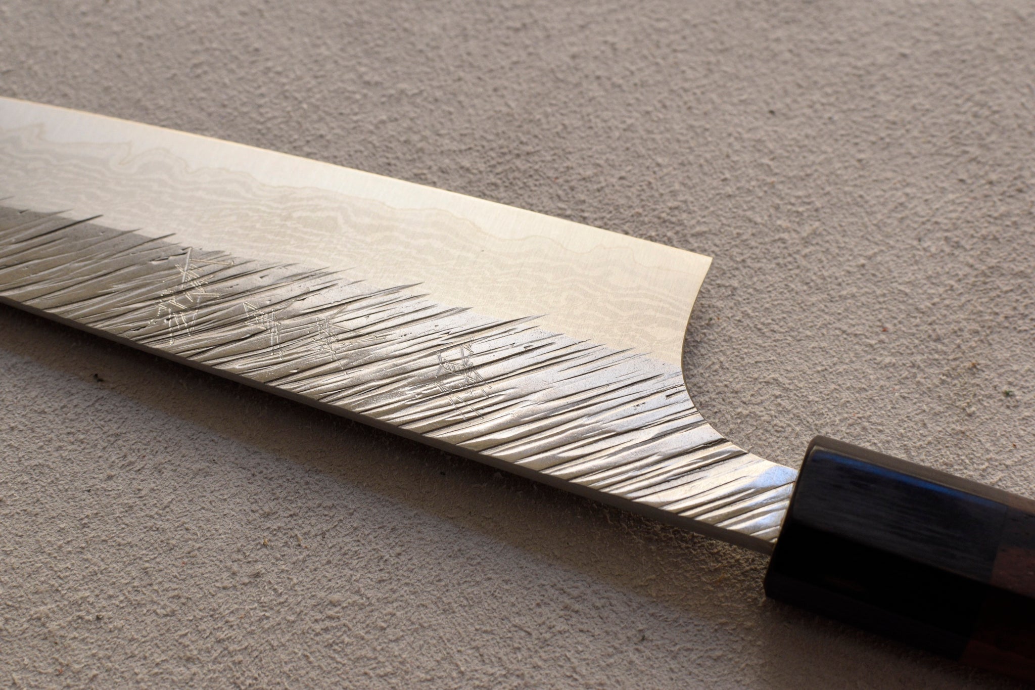 Yu Kurosaki Gyuto Fujin VG-10 210mm (8.3") – SharpEdge